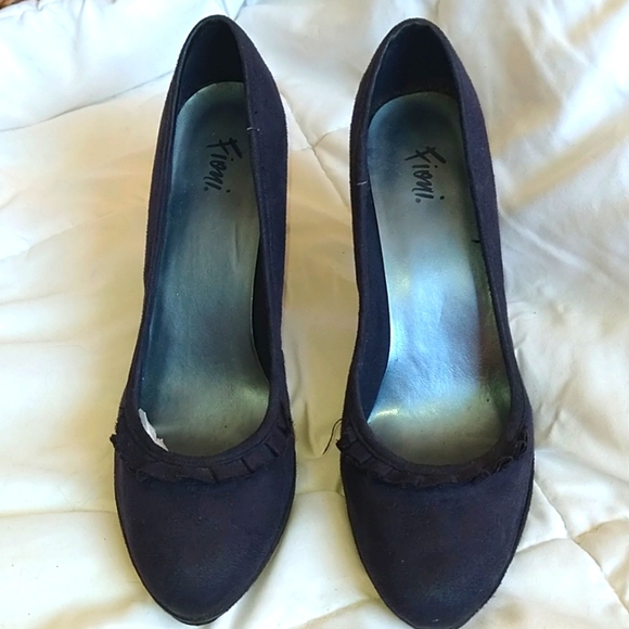 FIONI Clothing | Shoes | Fioni Blue Faux Suede Pumps | Poshmark